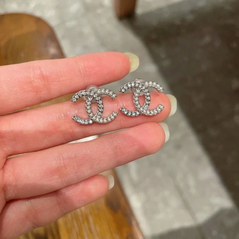 Accurate model Chanel Earrings