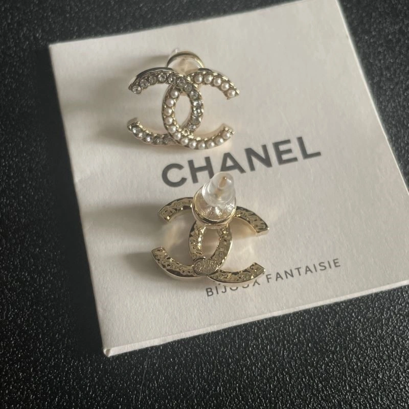 Top match Chanel Earrings