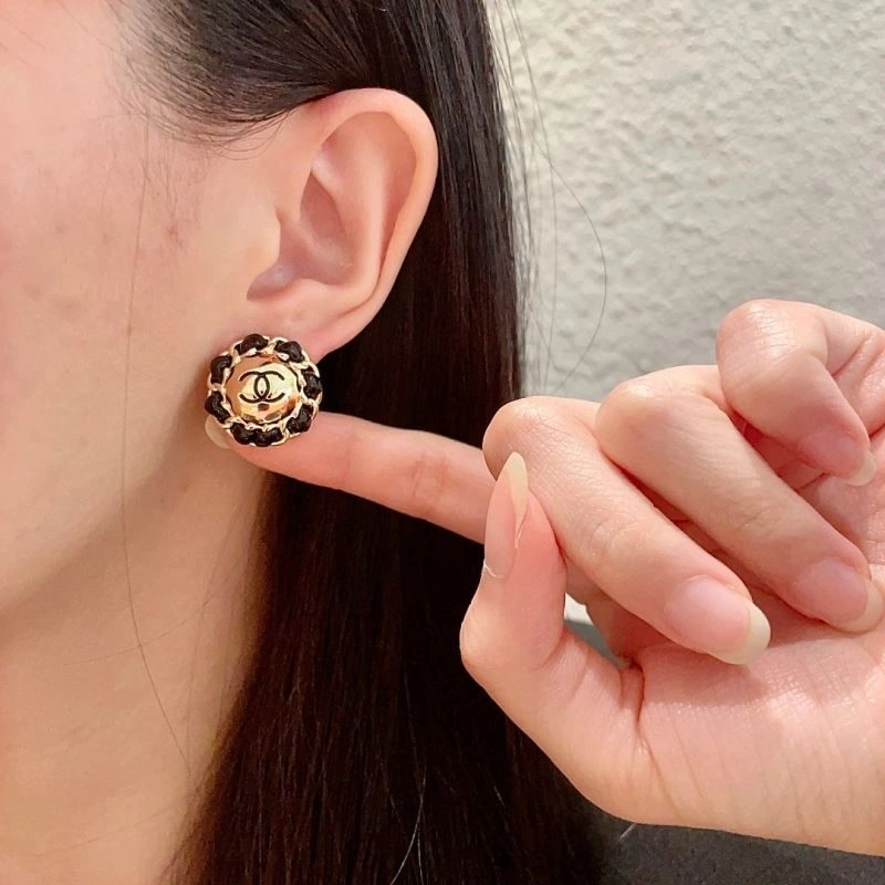 High fidelity Chanel Earrings