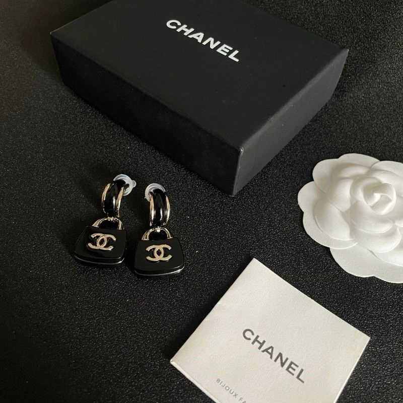 High fidelity Chanel Earrings