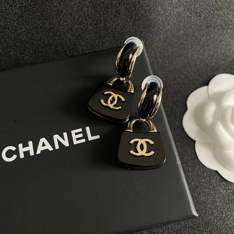 High fidelity Chanel Earrings