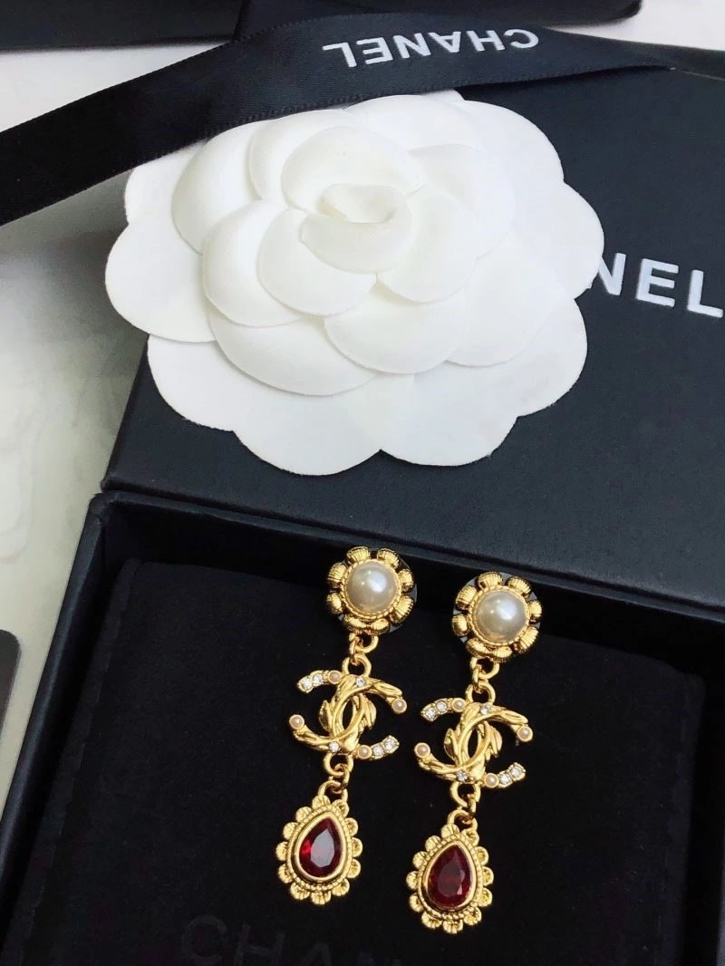 Top match Chanel Earrings