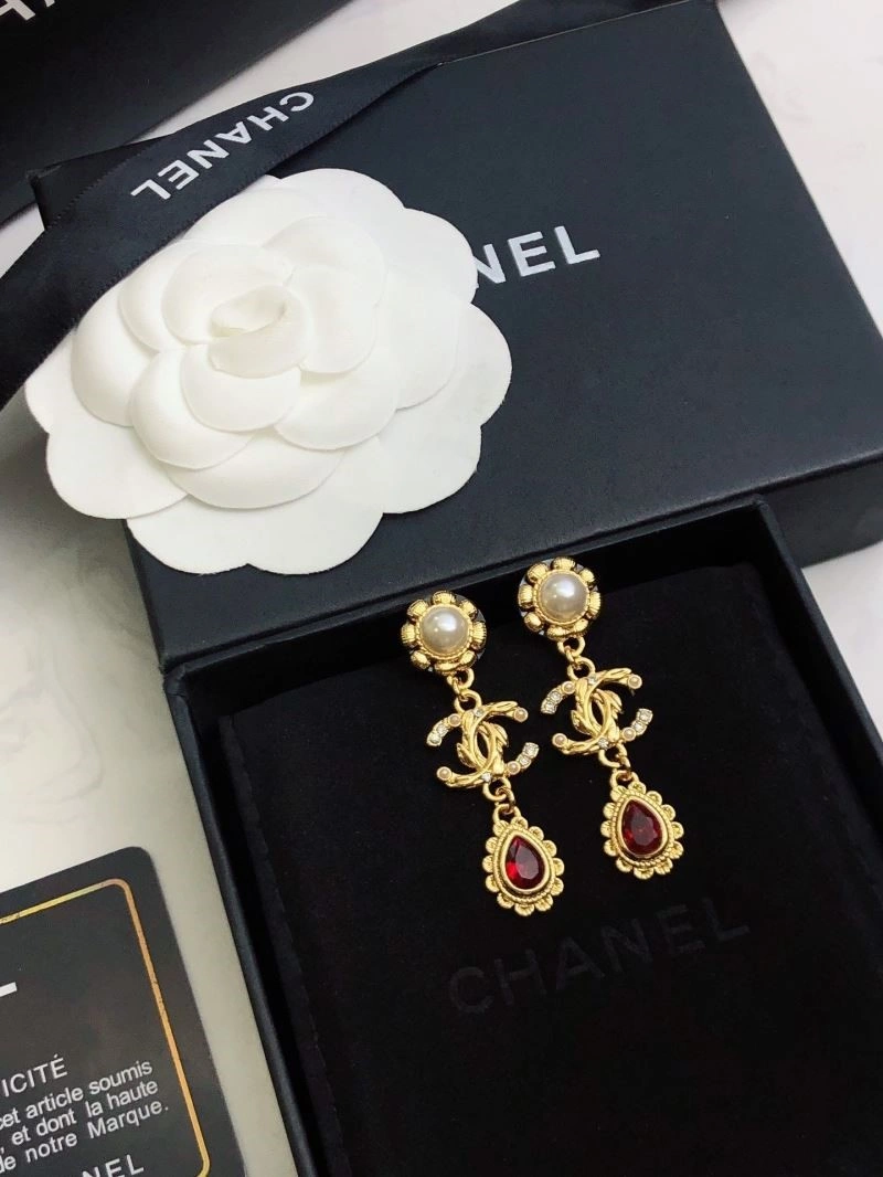 Top match Chanel Earrings