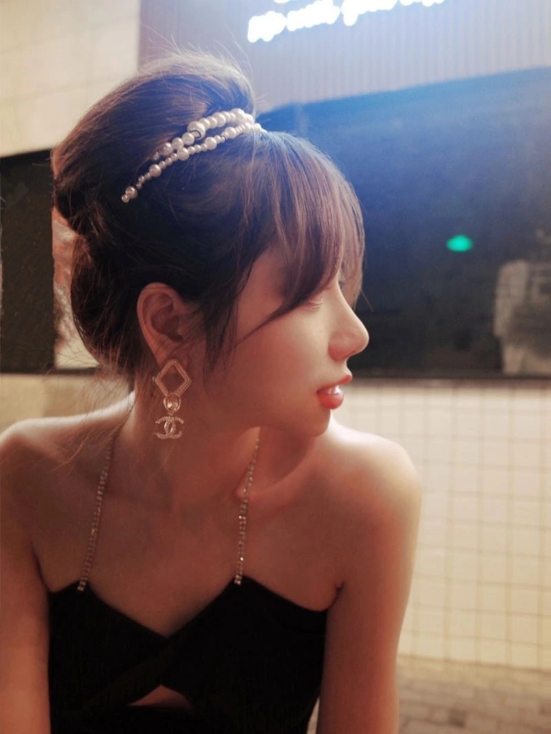 High fidelity Chanel Earrings