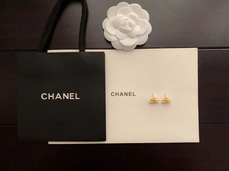 Accurate model Chanel Earrings