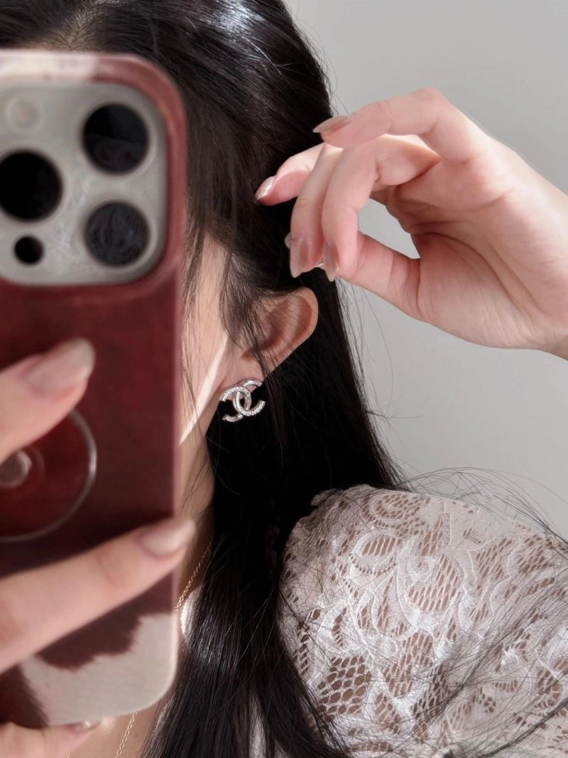 High accuracy Chanel Earrings