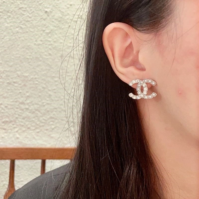 Accurate model Chanel Earrings