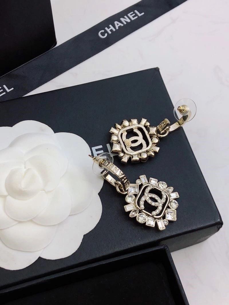 High accuracy Chanel Earrings