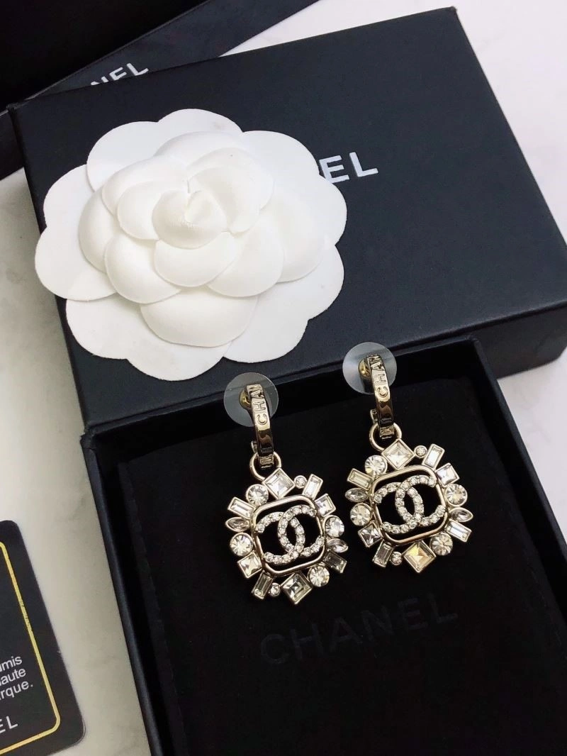 High accuracy Chanel Earrings