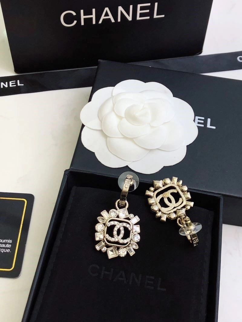 High accuracy Chanel Earrings