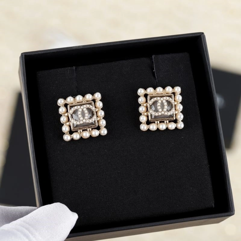 Accurate model Chanel Earrings