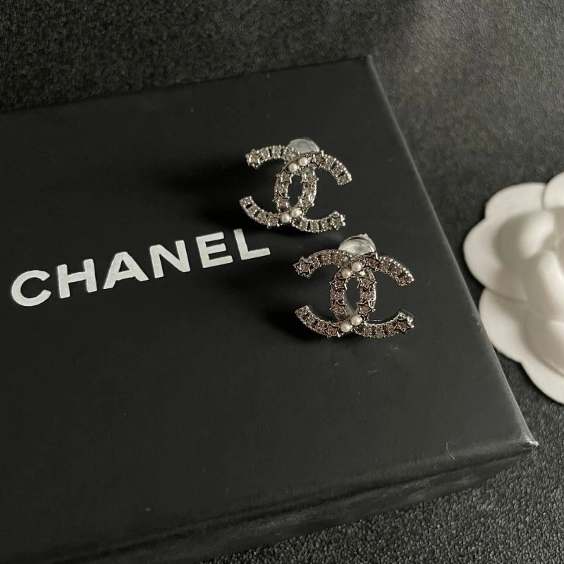 Low-cost Chanel Earrings