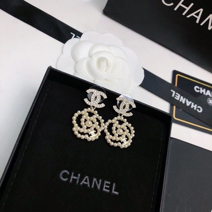 Low-cost Chanel Earrings