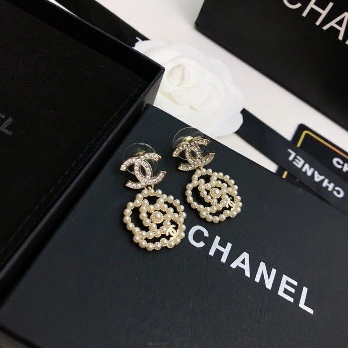 Low-cost Chanel Earrings