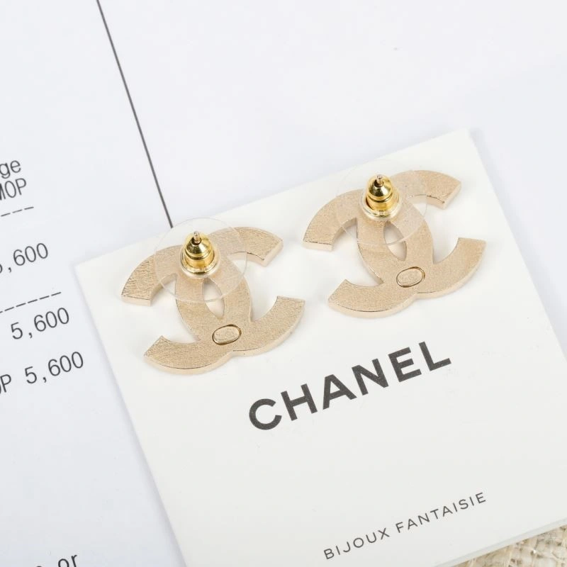 Top match Chanel Earrings