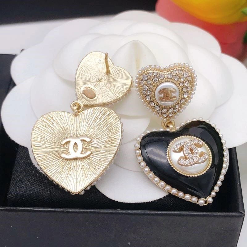 Top mirror Chanel Earrings