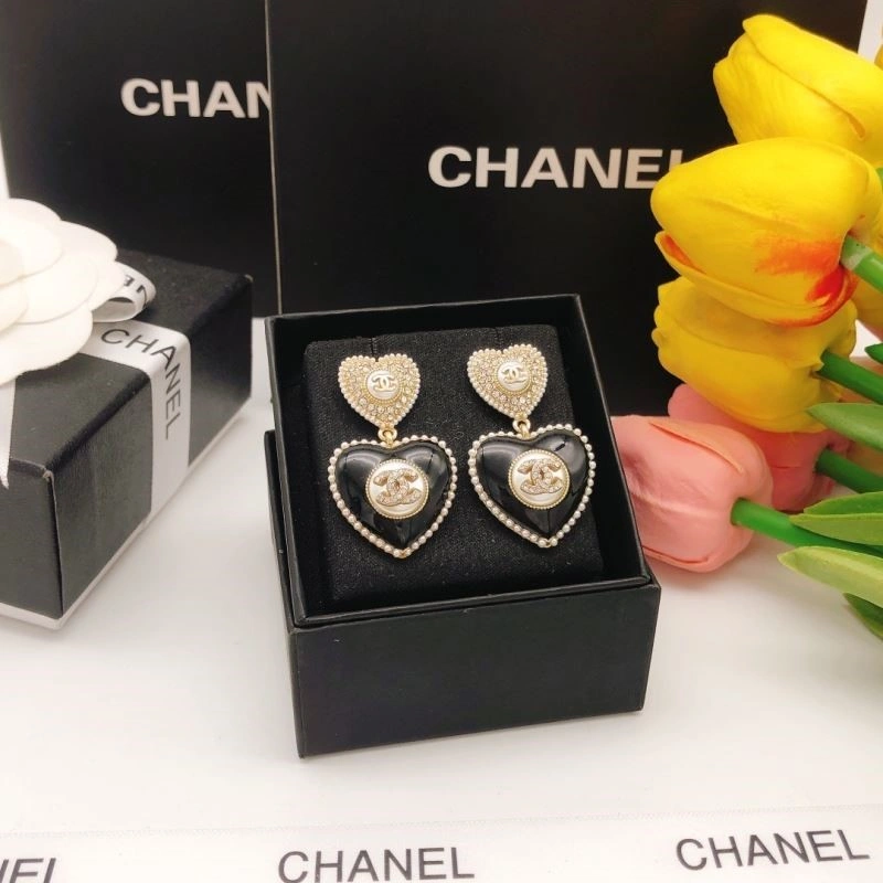 Top mirror Chanel Earrings