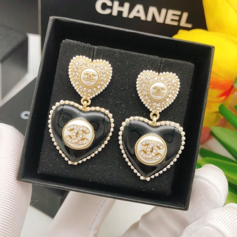 Top mirror Chanel Earrings
