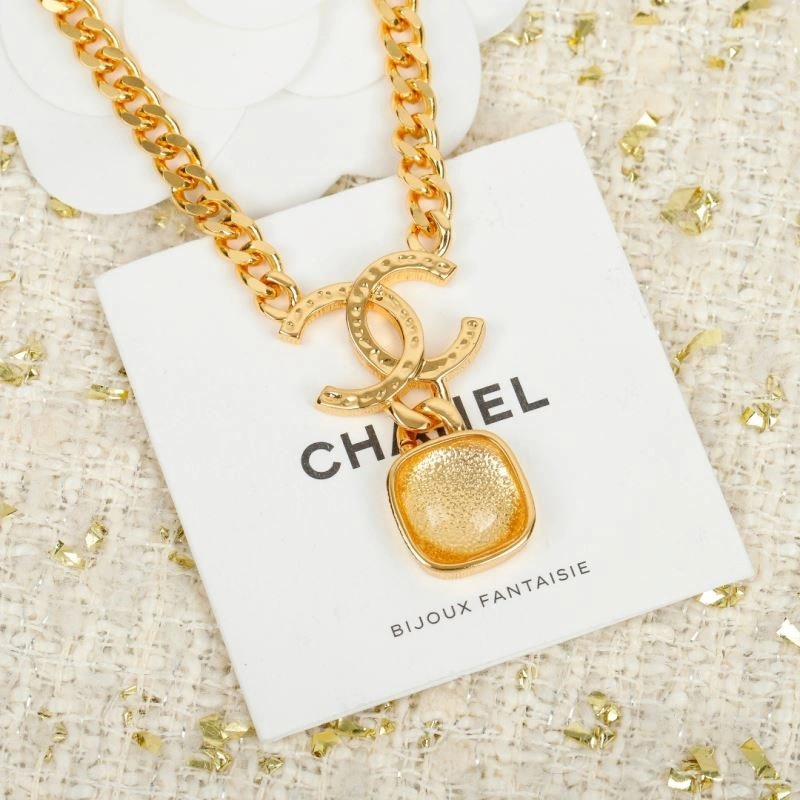 Low-cost Chanel Earrings