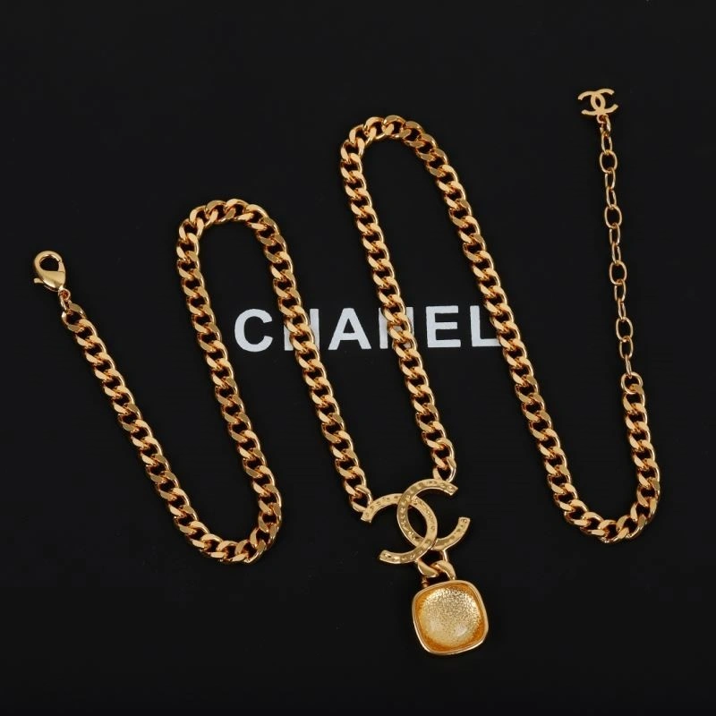 Low-cost Chanel Earrings