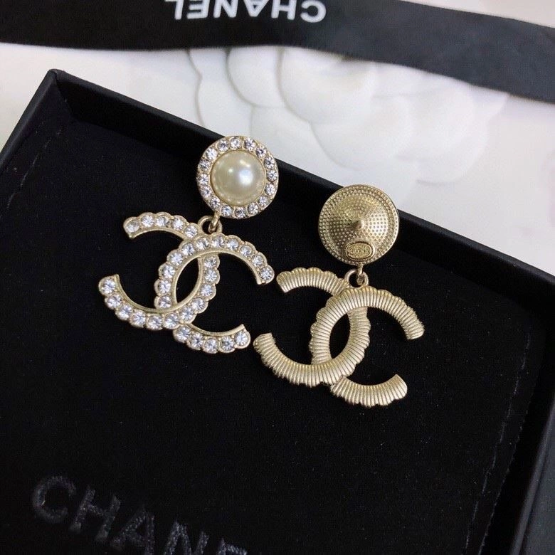 Low-cost Chanel Earrings