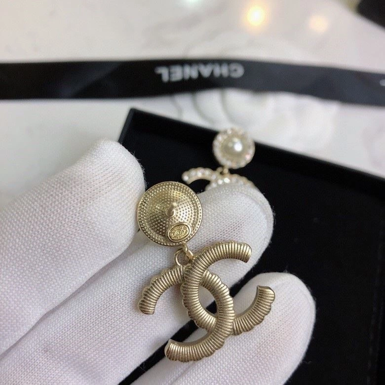 Low-cost Chanel Earrings