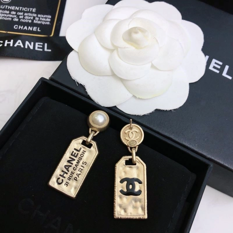 Top mirror Chanel Earrings
