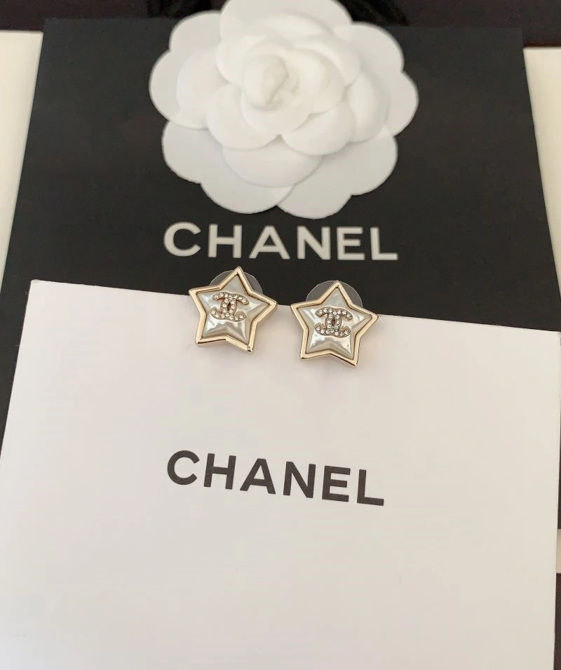 High accuracy Chanel Earrings