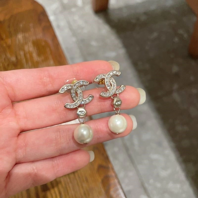Top match Chanel Earrings