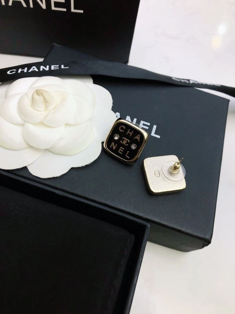Discounted Chanel Earrings