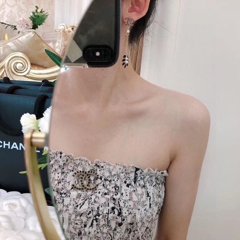 Discounted Chanel Earrings