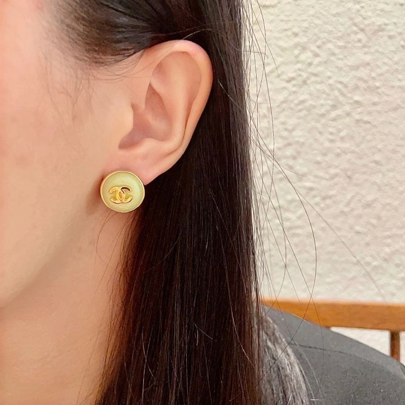 Top match Chanel Earrings