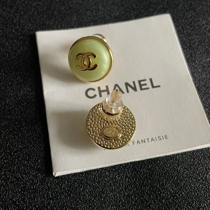 Top match Chanel Earrings