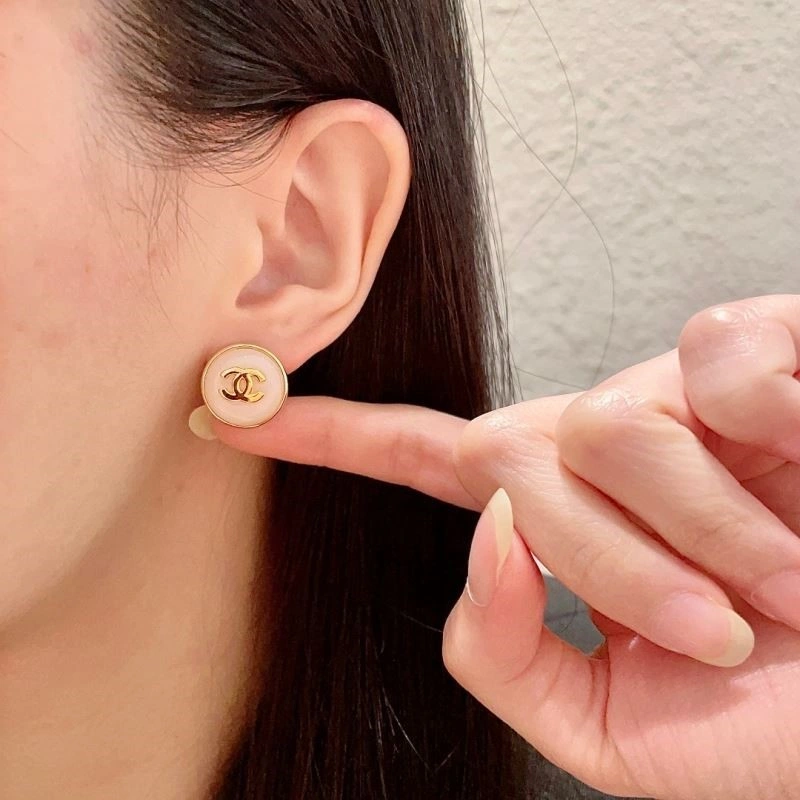 Top mirror Chanel Earrings