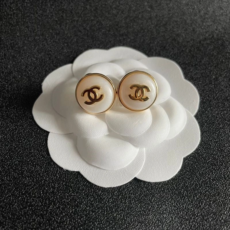 Top mirror Chanel Earrings