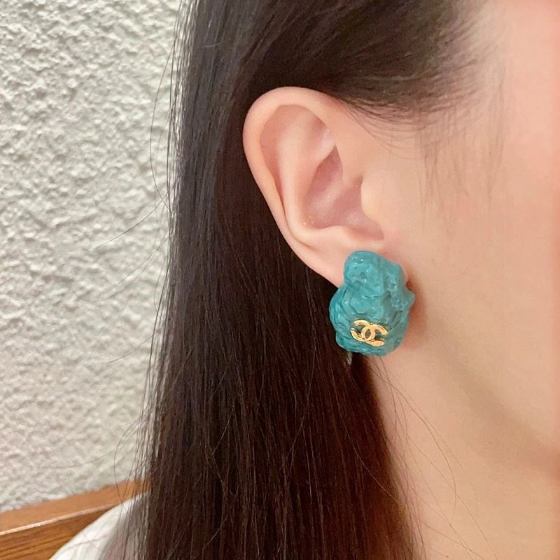 Top match Chanel Earrings