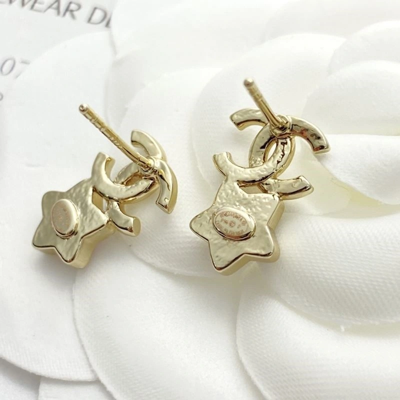 Top match Chanel Earrings