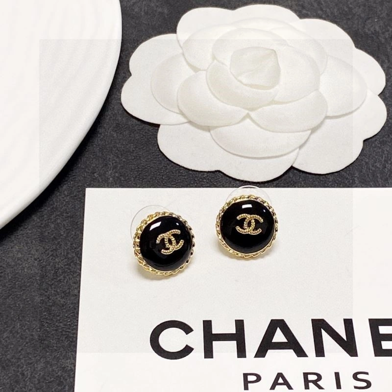 Top match Chanel Earrings