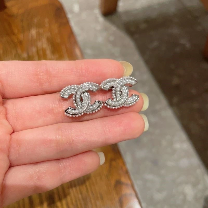 High fidelity Chanel Earrings