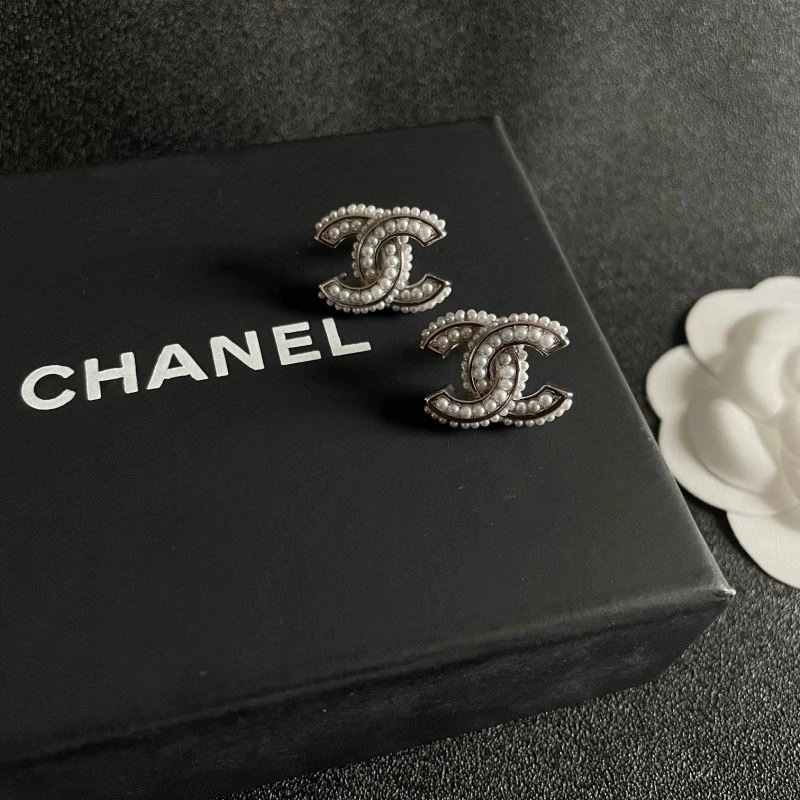 High fidelity Chanel Earrings
