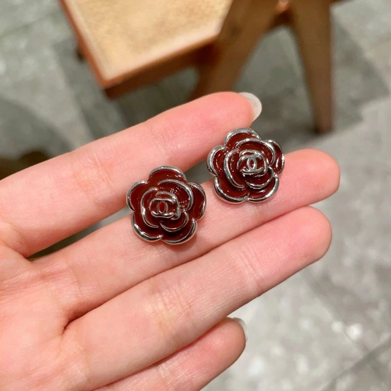 Top mirror Chanel Earrings