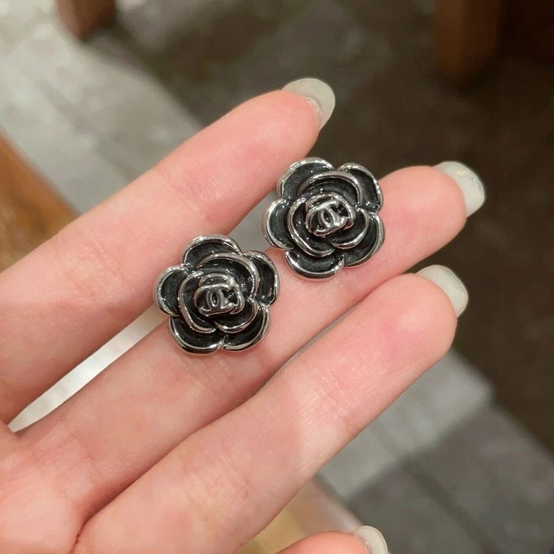 Top match Chanel Earrings
