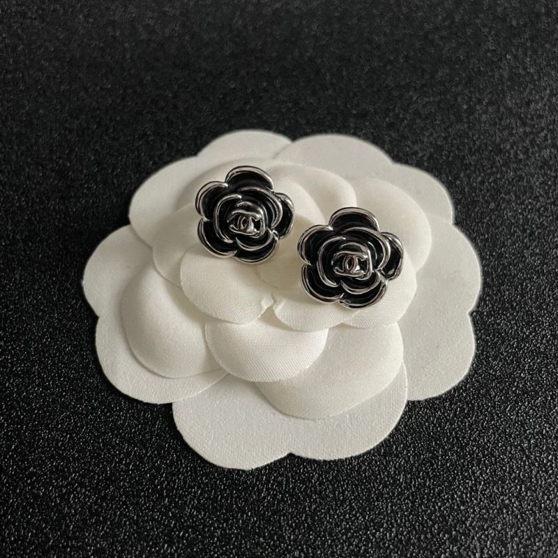 Top match Chanel Earrings