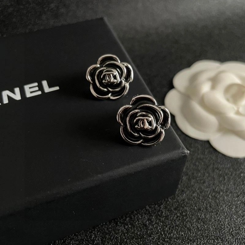 Top match Chanel Earrings