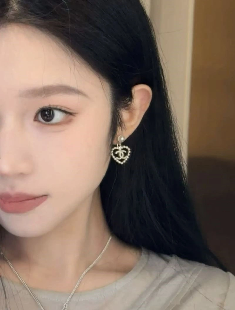Top match Chanel Earrings