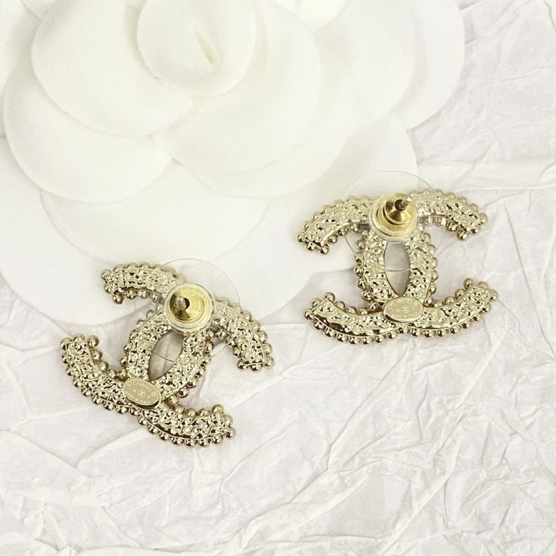 Top match Chanel Earrings