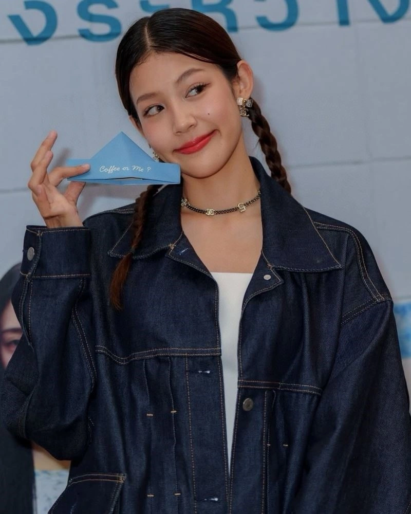 Top mirror Chanel Earrings