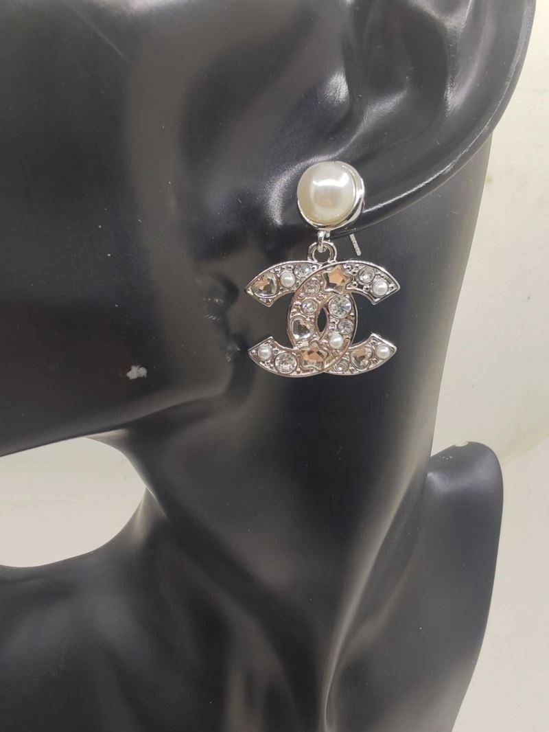 Low-cost Chanel Earrings