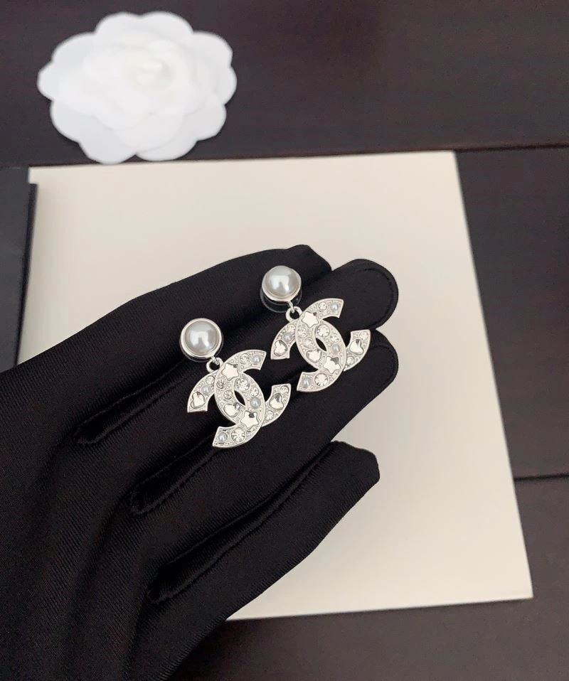 Low-cost Chanel Earrings