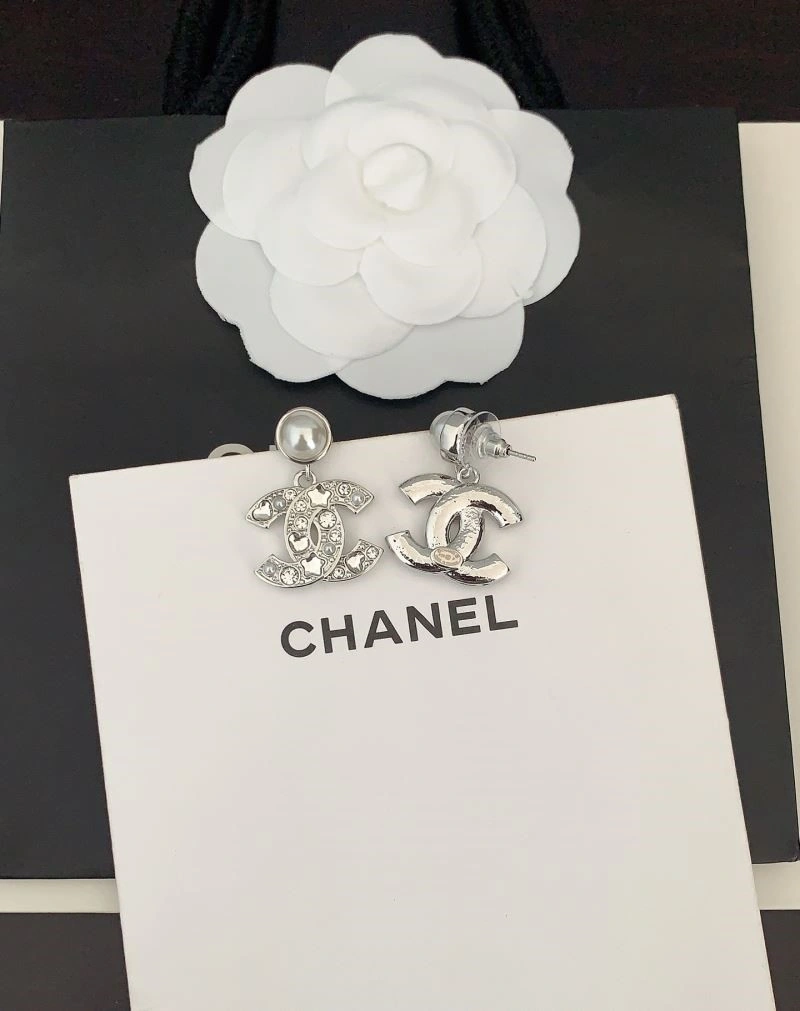 Low-cost Chanel Earrings